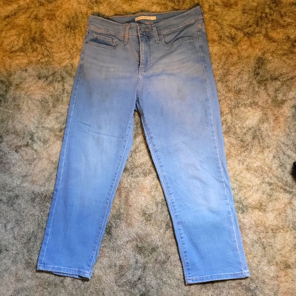 Levi's | Jeans | Levi Shaping Skinny Capri Jeans | Poshmark